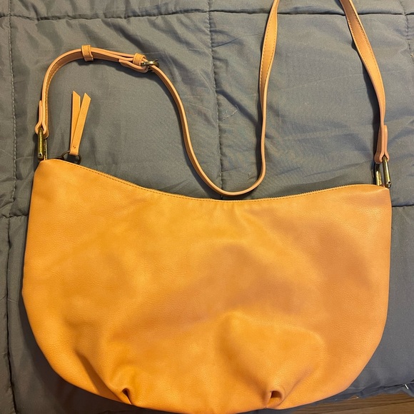 Universal Thread | Bags | Universal Thread Crossbody Bag | Poshmark